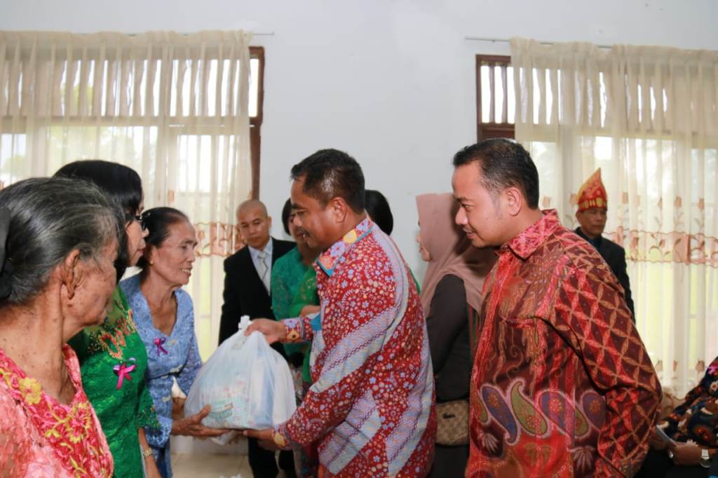 Natal Oikumene Dolok Merawan, Wabup Darma Wijaya Minta Budaya Gotong ...