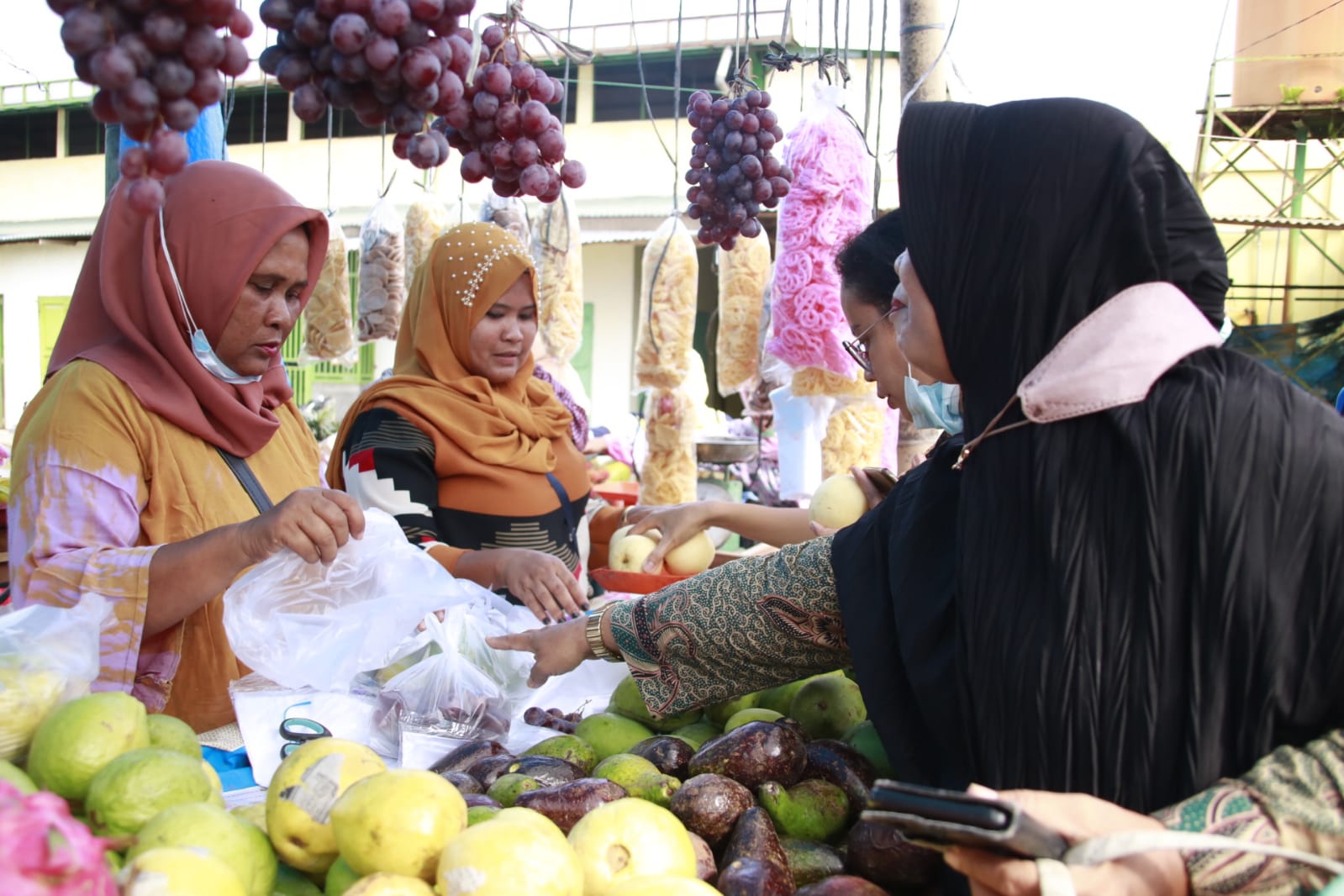 Lima Kali Beroperasi, Pasar Rakyat Sei Rampah Semakin Ramai – Media Center